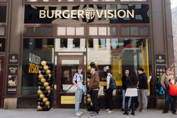Burger Vision setzt neue Maßstäbe: Eröffnung der zweiten Filiale in ...