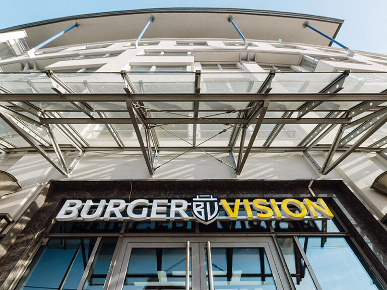 Smashburger Hype in Rostock! Burger Vision erobert die Stadt | BURGER ...